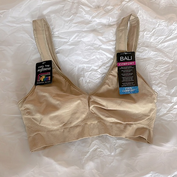 Bali | Intimates & Sleepwear | Bali Comfort Smoothing Bra | Poshmark